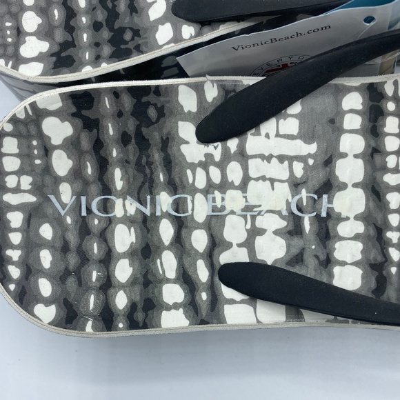 Vionic | Shoes | New Vionic Noosa Beach Flipflop In Grey Black | Poshmark